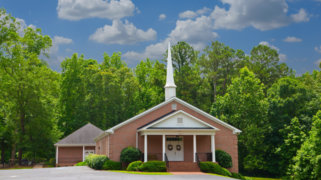 The New Mid-Size Church Advantages - Lead Magazine